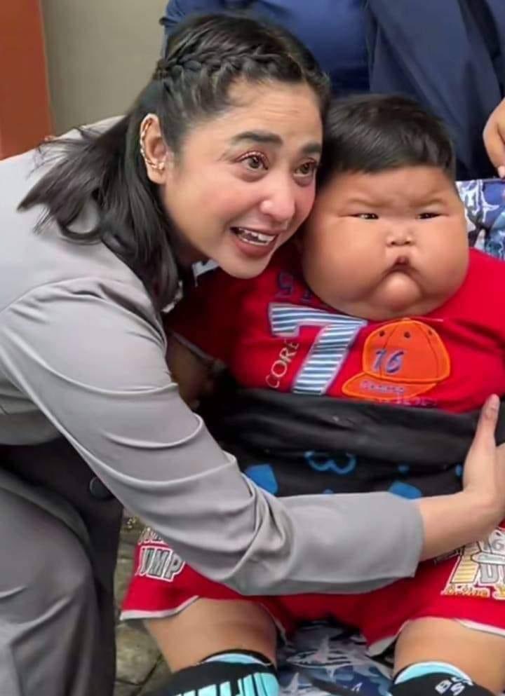 Venusxxx on Twitter: "RT @sosmedkeras: Yg lagi Vir4L‼️ bayi usia 16 bulan tapi BB nya udah 27kg😨 ...