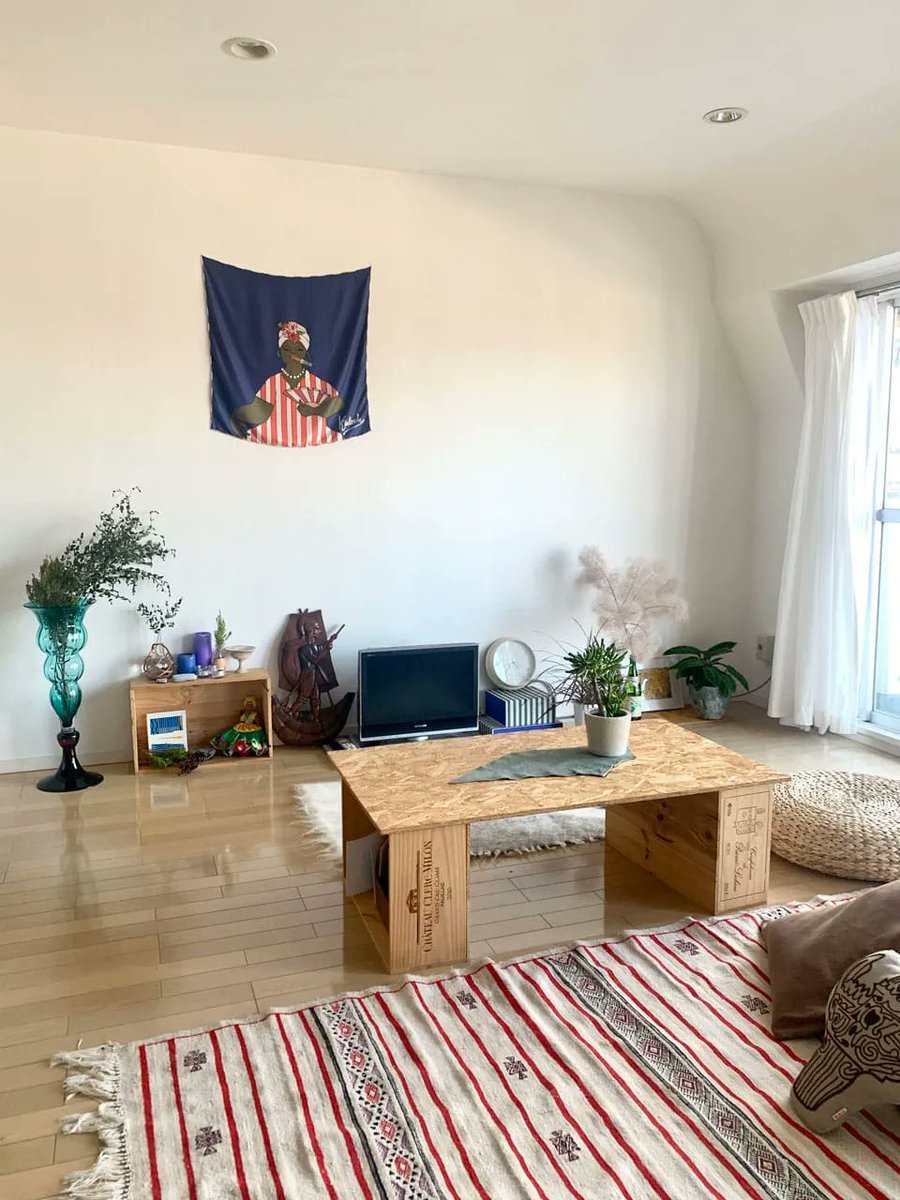 GINZA on Twitter: "【おしゃれな部屋をSNAP】見つけたのは、夢で訪れたヴィンテージマンション!?https://ginzamag.com/lifestyle ...