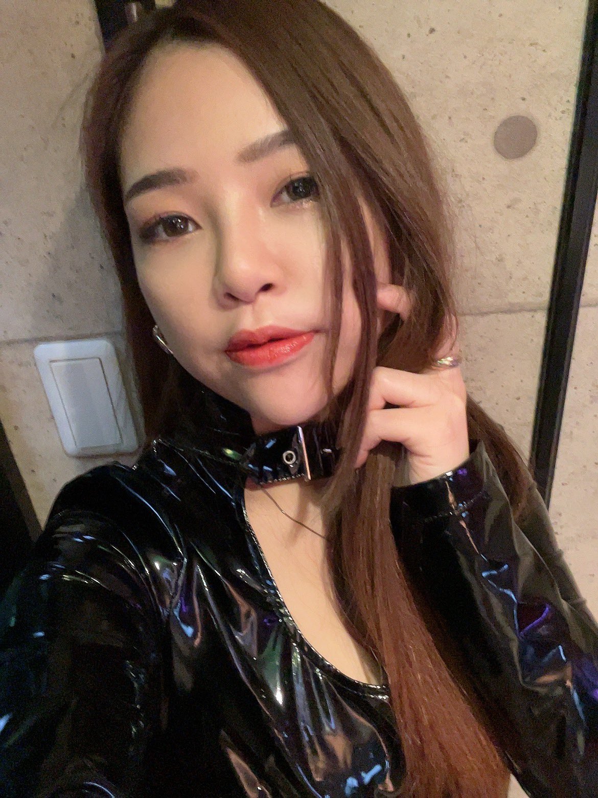 Mimi@JAWS on Twitter: "Mimiです🌹JAWSにチェックインっ🌙今夜も遊ぼうっ💃 https://t.co/SUF8RenQH1" / Twitter