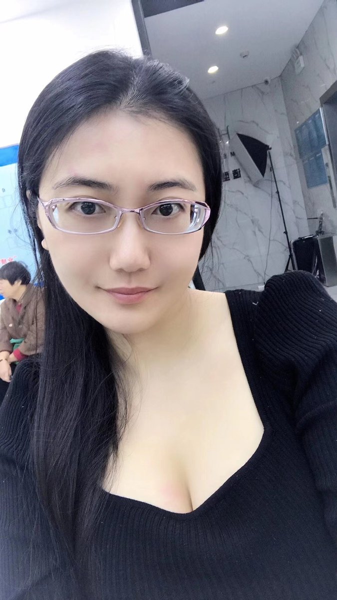 小纸片 💝(10w接转推,互推) On Twitter Rt Ma1314508 Twitter释放是一种习惯,完全释放是种享受,喜欢玩轻度sm,不姐弟,有同想法和喜欢的熟男,可以私信