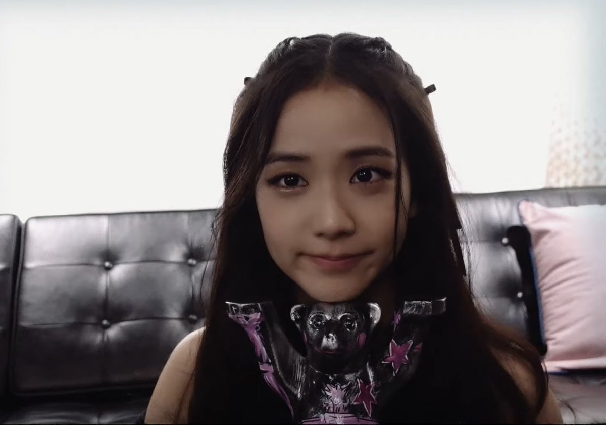 SparklesForJW 🐶🐳 ️ on Twitter: "RT @GODTIERJISOO: my cutie 🥹🥹🥹"