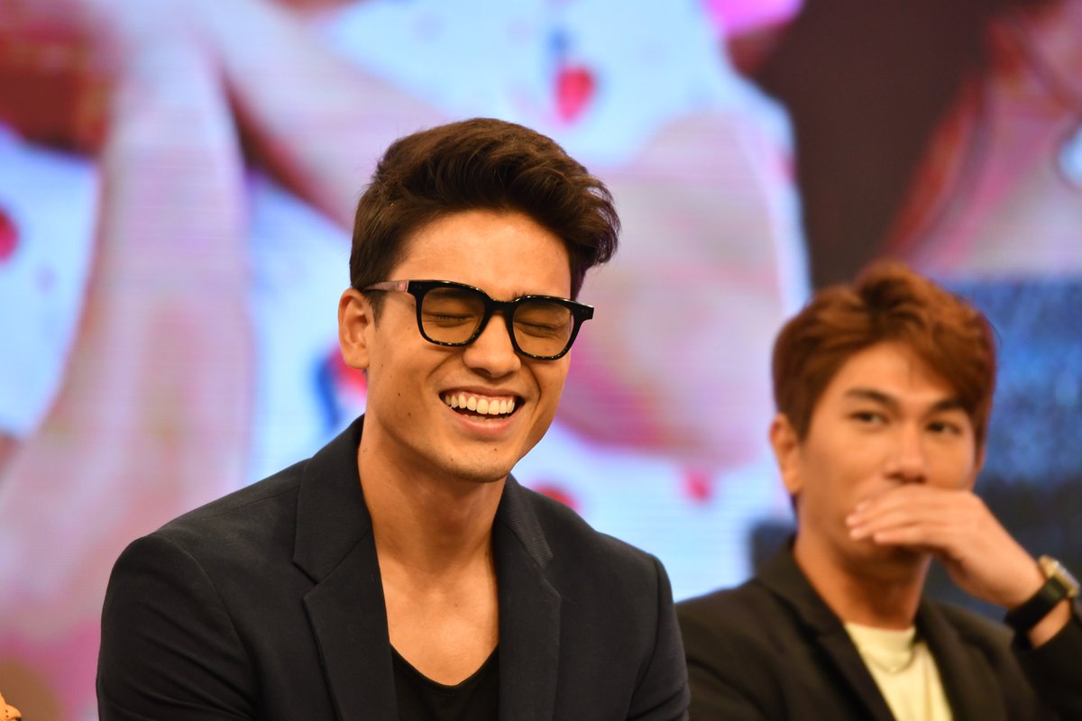 TV5 on Twitter: "Malapit na nating makilala sina Kuring at Daphne sa Twintastic serye ng taon ...