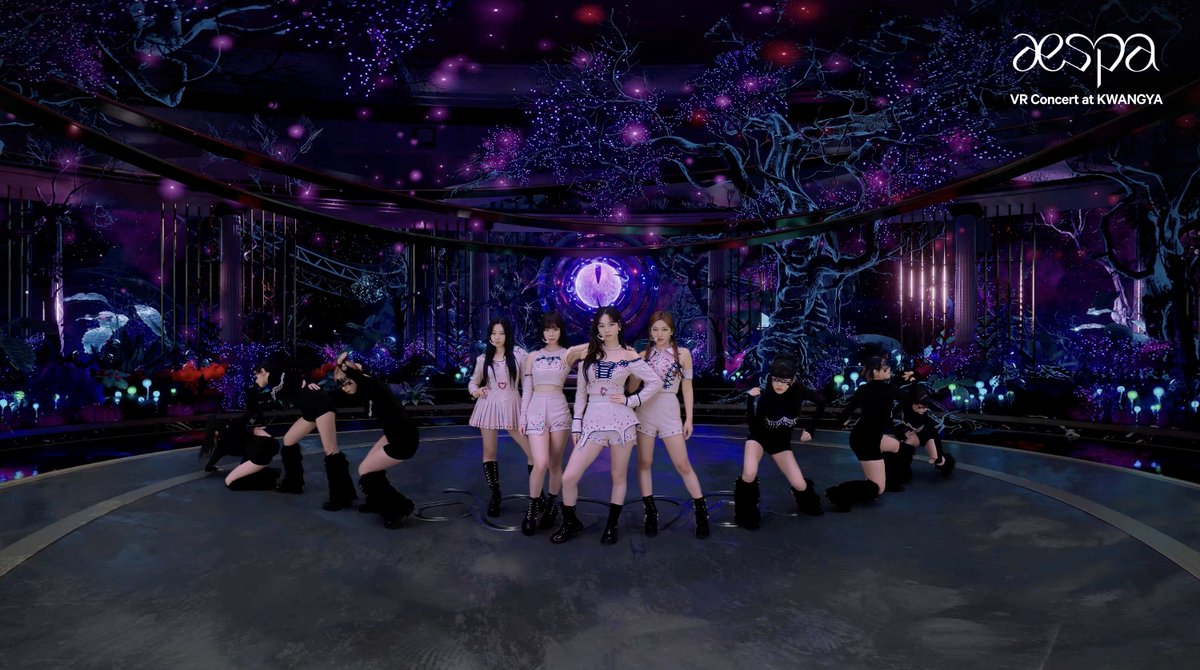 มืสกอวอกีวี่ขอโอกาสแก้ตัว 𓈒𓂂🪸 on Twitter: "RT @aespa_official: aespa VR Concert at KWANGYA World ...