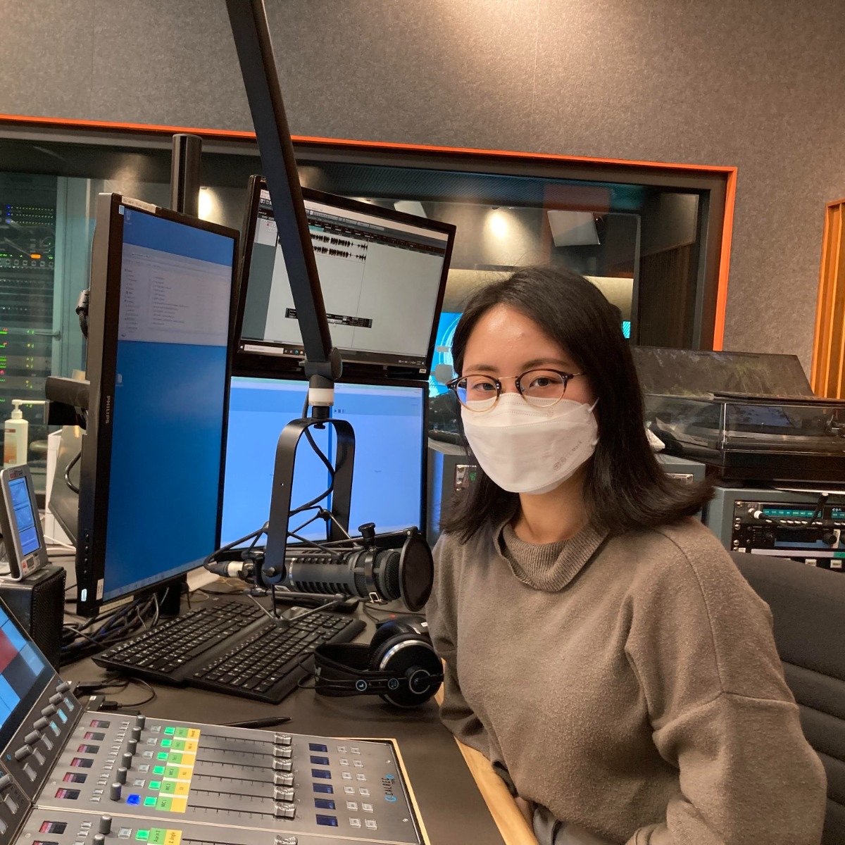 RTHK on Twitter: "📻 RTHK Radio 3｜Hashtag Hong Kong 🕗 SUN｜8:15am-8:25am Quitting #smoking is not ...