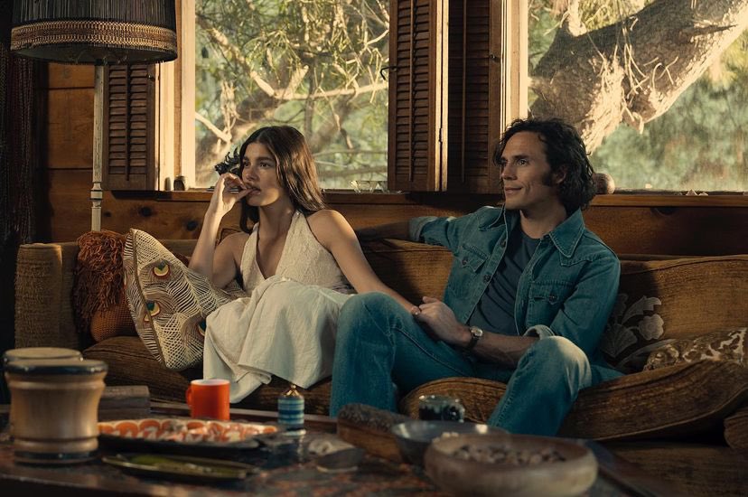 Daisy Jones And The Six Updates On Twitter You Can Binge Episodes 4