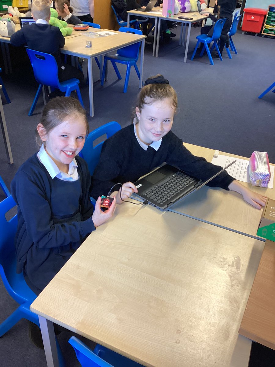 Micro:bit Educational Foundation on Twitter: "RT @carmondean_ps: Today P5 were using their ...