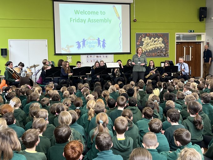 London Meed Primary School - Home