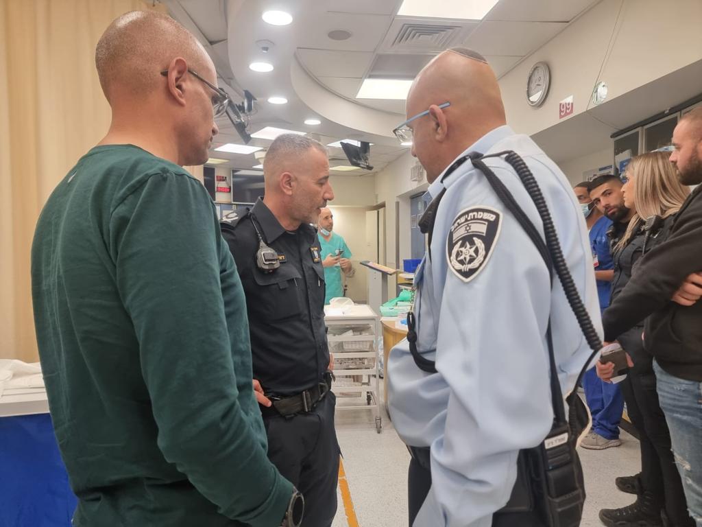 משטרת ישראל On Twitter שוטר נפצע באורח קשה מדקירה במהלך פעילות