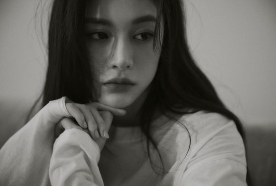 Ayrahum on Twitter: "Costars + fans + naver articles are constantly praising her beauty, talent ...