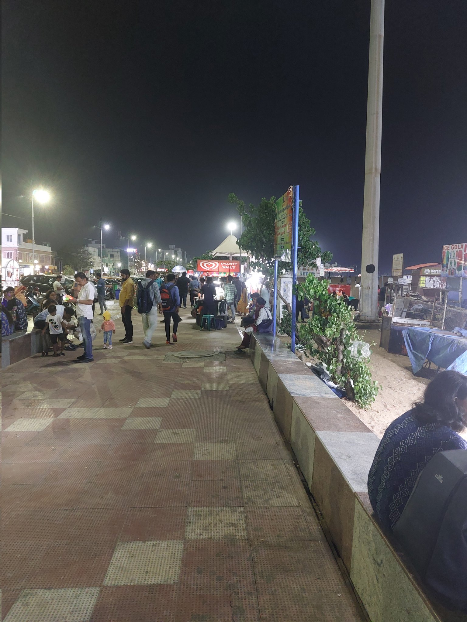 Besant Nagar Beach In Night