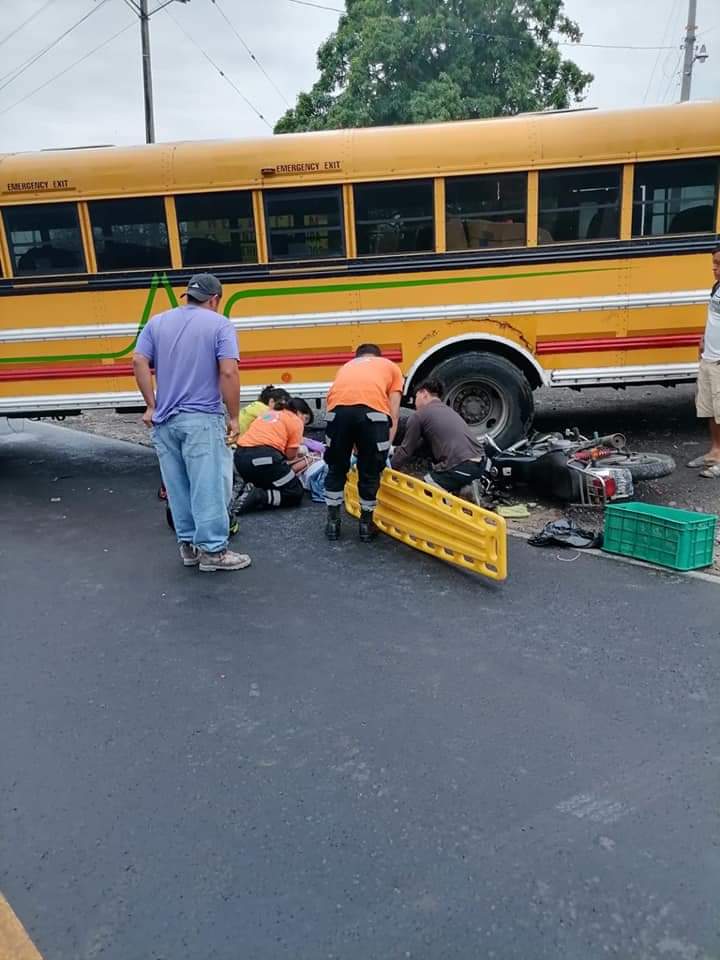 Alerta Noticias On Twitter Motociclista Casi Pierde La Vida Tras