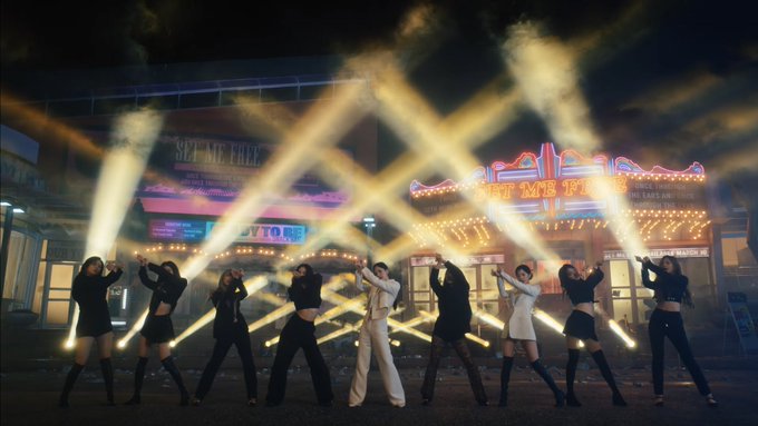 chart data on Twitter: "#TWICE's "SET ME FREE" is now the #1 trending music video on YouTube ...