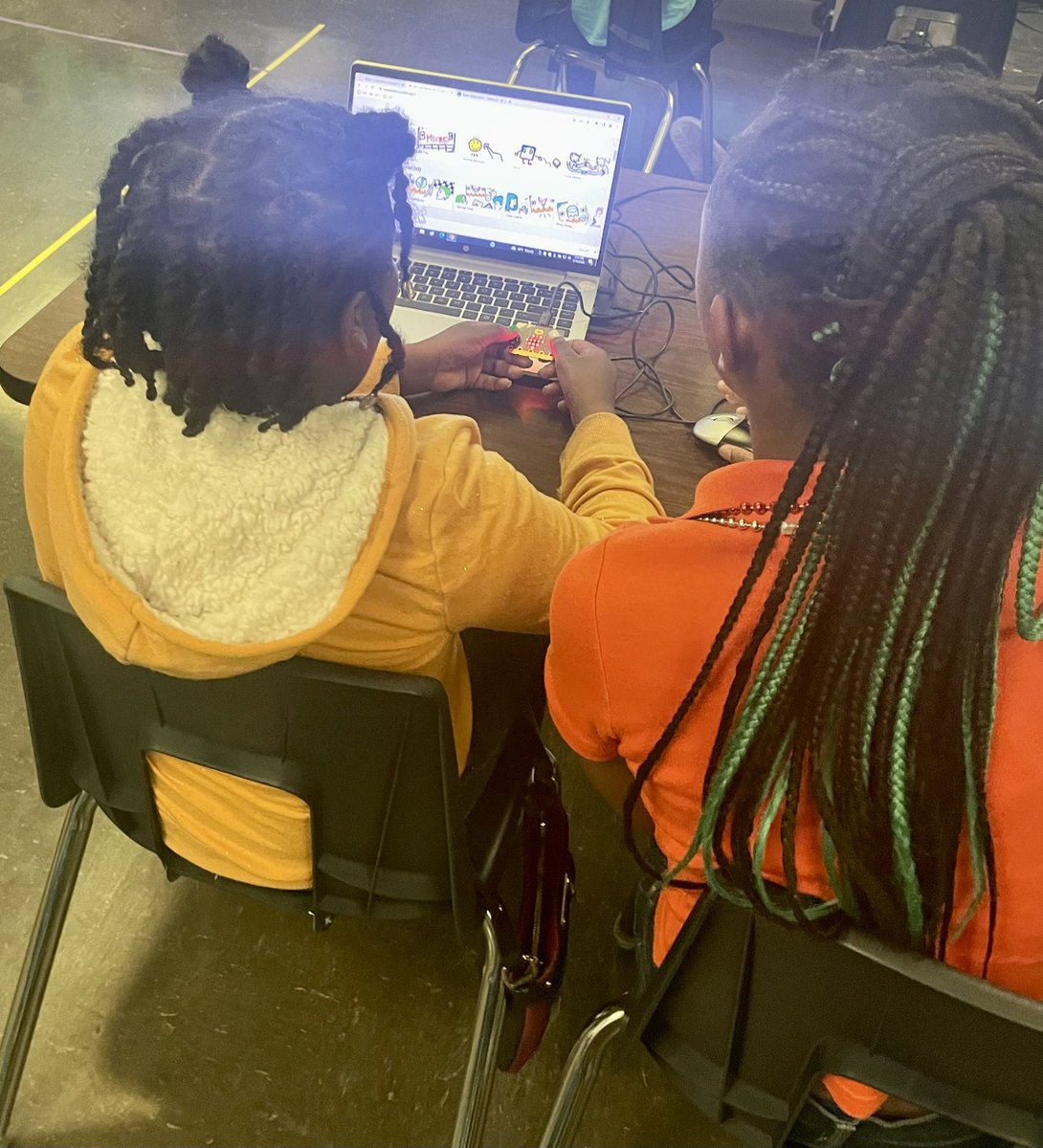 Micro:bit Educational Foundation on Twitter: "RT @Teachernickiw: I love when one of my students ...