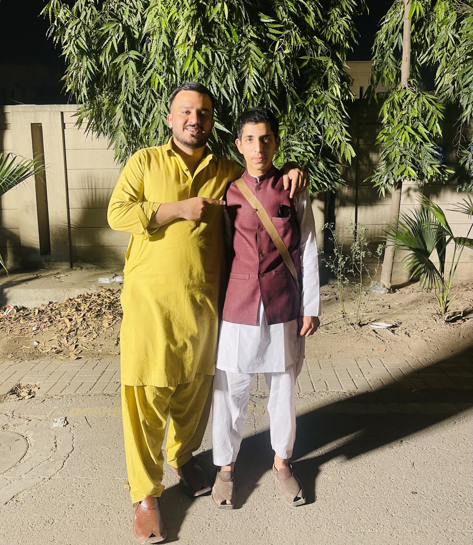 Mian Umar Jamil - Live Update ZamanPark on Twitter: "رفیع اللہ سے دوستی زمان پارک میں ہوئی یہاں ...