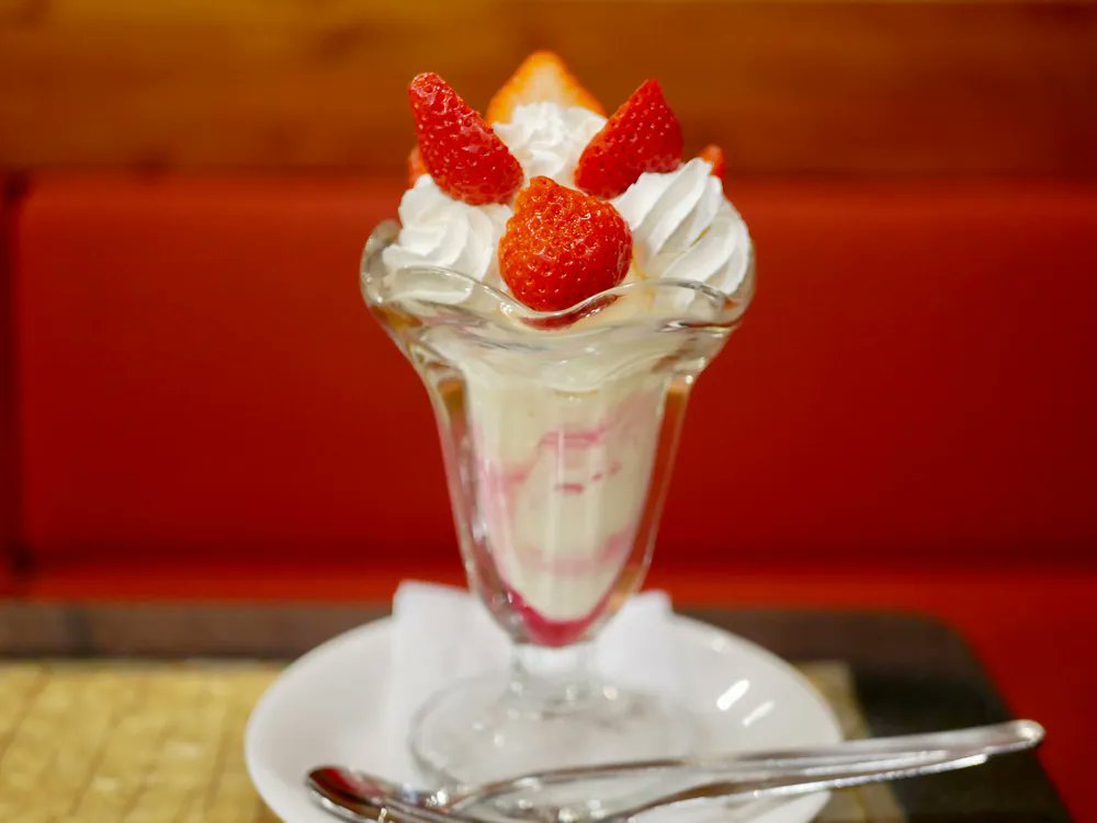 GINZA on Twitter: "80年代好きライターがおすすめする純喫茶をまとめて紹介。レトロな店内でほっと一息。https://ginzamag.com/culture ...