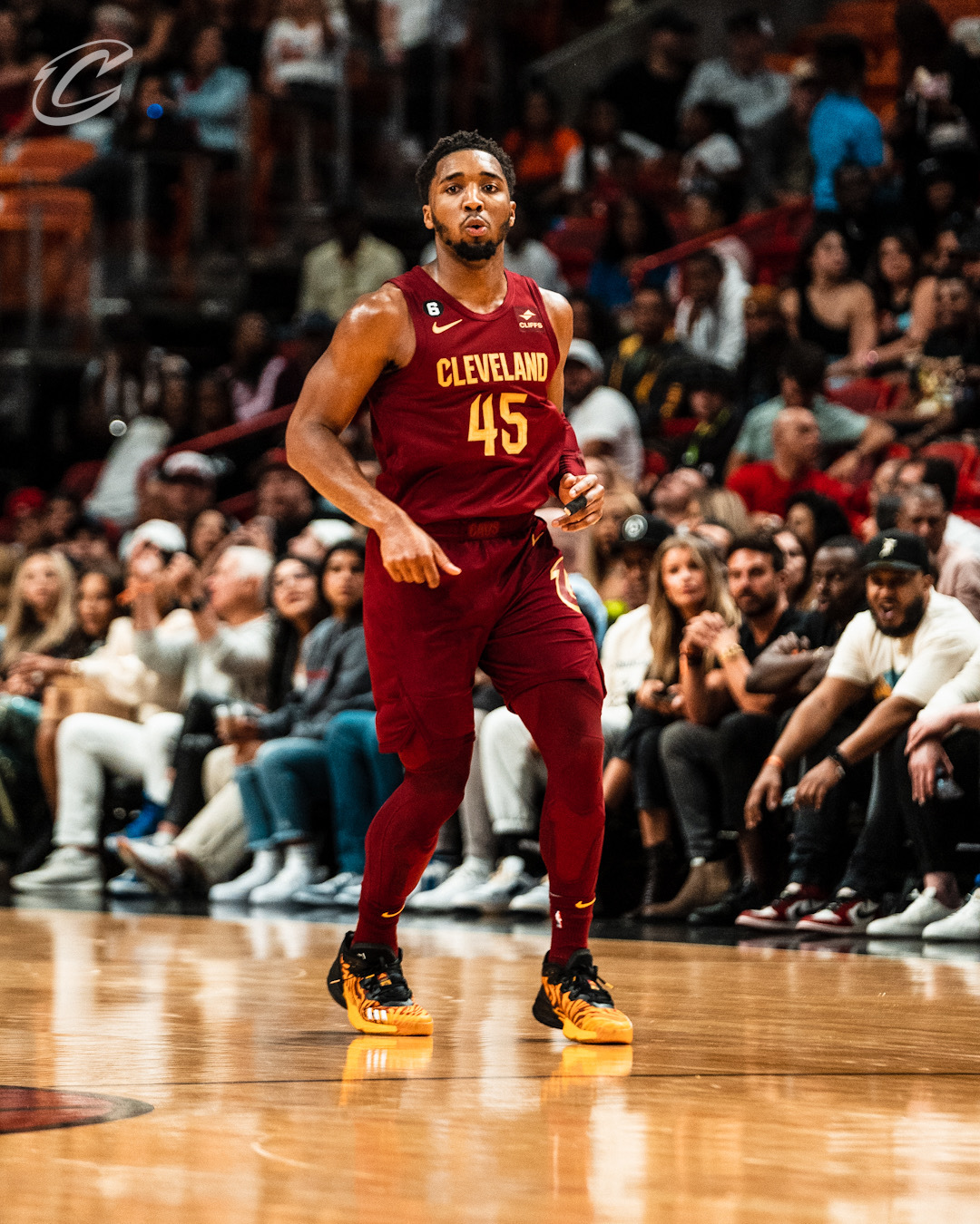 Cleveland Cavaliers on Twitter: "BRINGING THE HEAT. 🔥 @spidadmitchell | 25 PTS, 3 REB, 2 AST ...