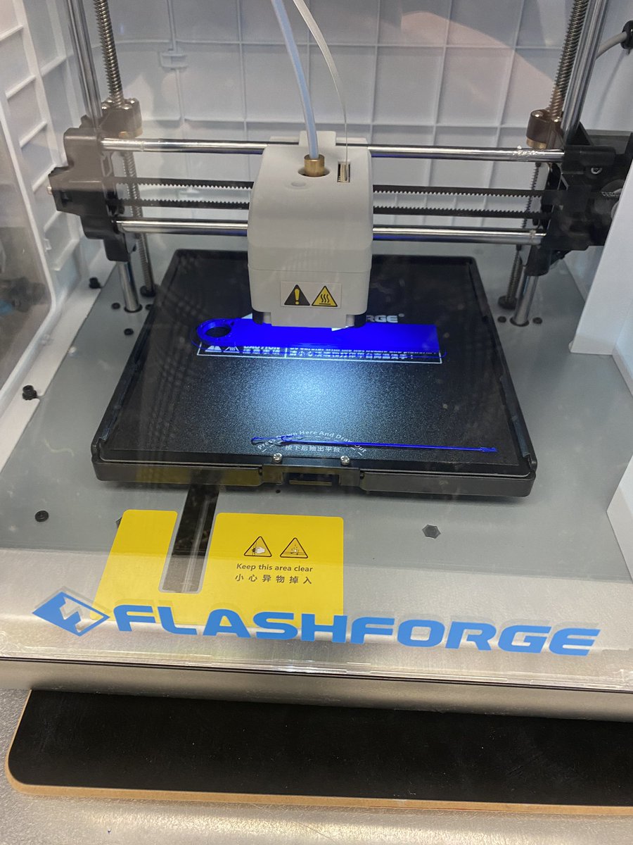 Tinkercad on Twitter: "RT @STEMwithRivera: My new obsession! 3D printers in the Imagineering Lab ...