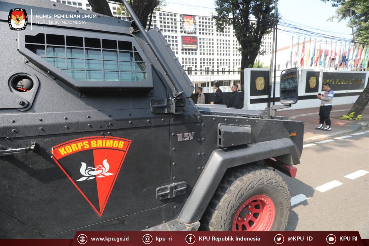 KPU RI on Twitter: "Simulasi yang dilaksanakan oleh Brimob Polda Metro Jaya yang dipimpin Kasi ...
