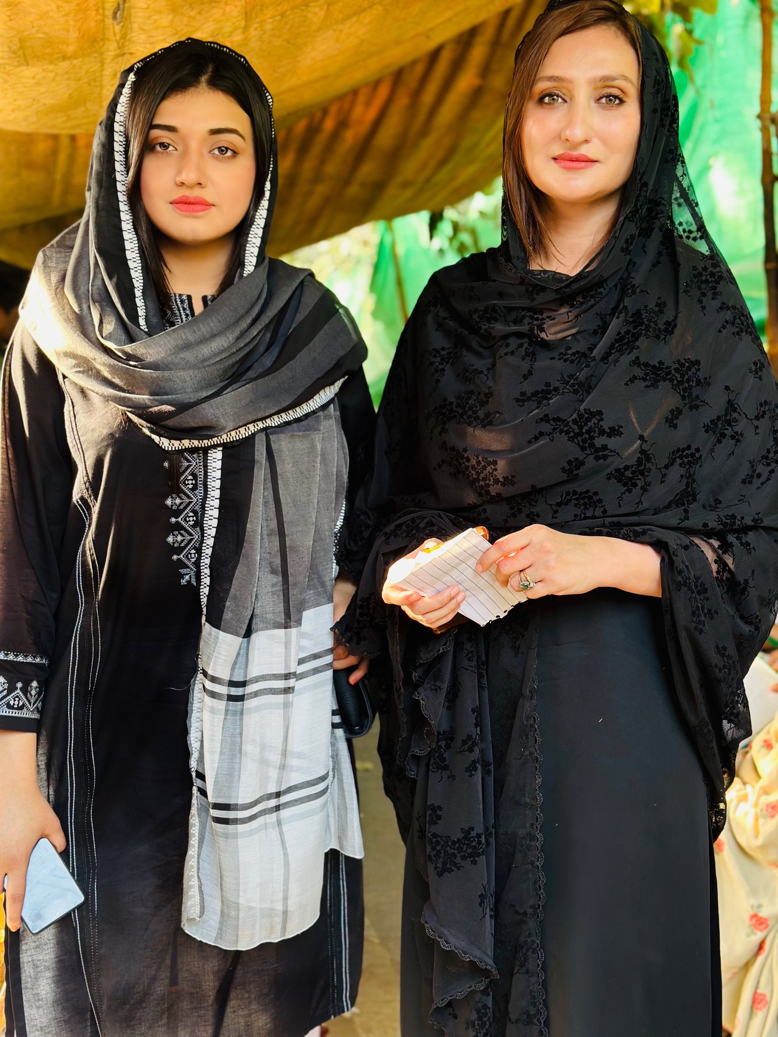 Falak Javaid Khan on Twitter: "With Malika Bukhari at Zaman Park https://t.co/Y5gf5OjX8H" / Twitter