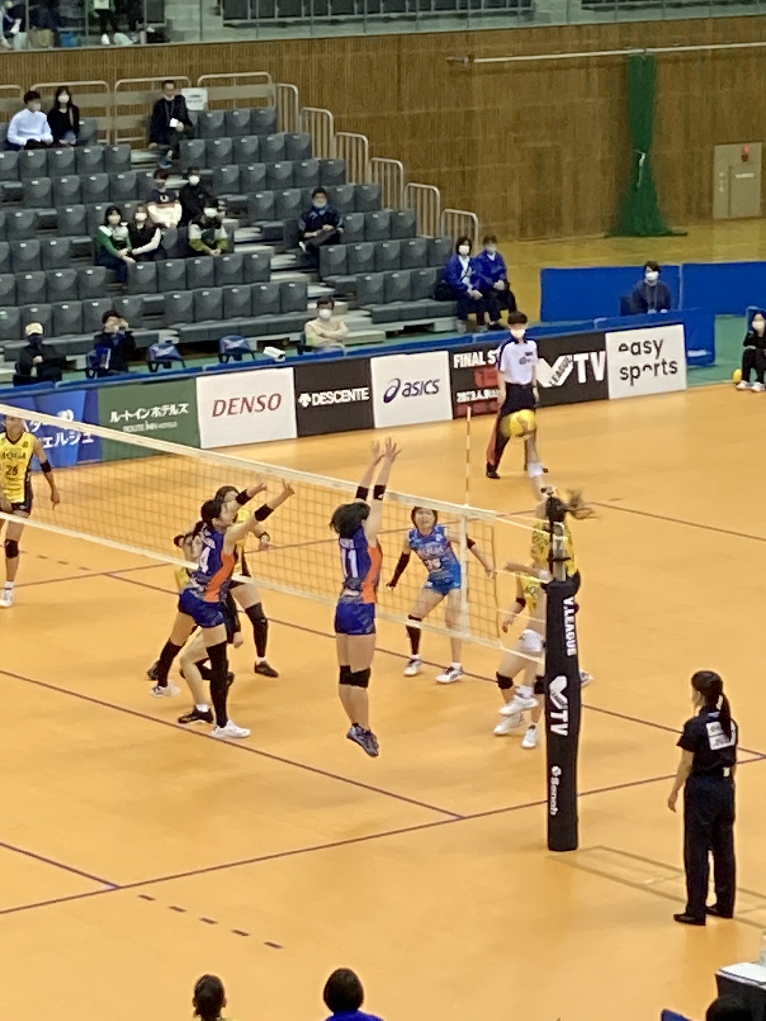 KUROBEアクアフェアリーズ【公式】 on Twitter: "🏐V.LEAGUE DIVISION 1 豊田大会🔥 3月11日（土） 🆚東レアローズ ①🧚‍♂️26-25 ② 23-25 ...