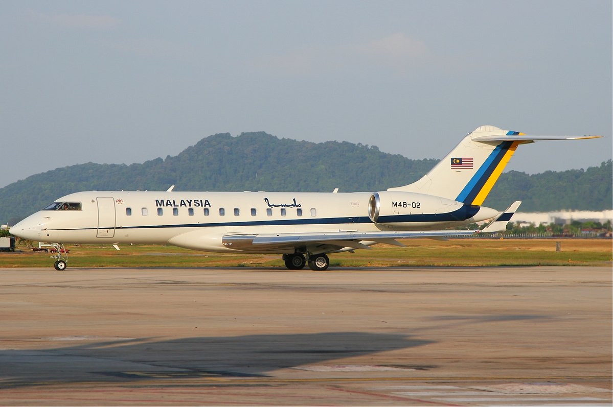 RMAF Retires Falcon 900 VIP Jet - Malaysian Defence