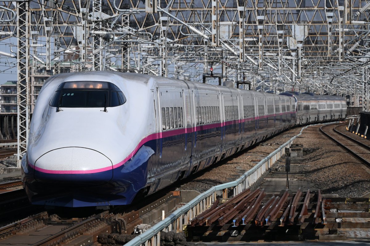 写真垢 on Twitter: "E2系1000番台J68+E3系2000番台L? やまびこ124号+つばさ124号 J66 とき306号 @大宮"