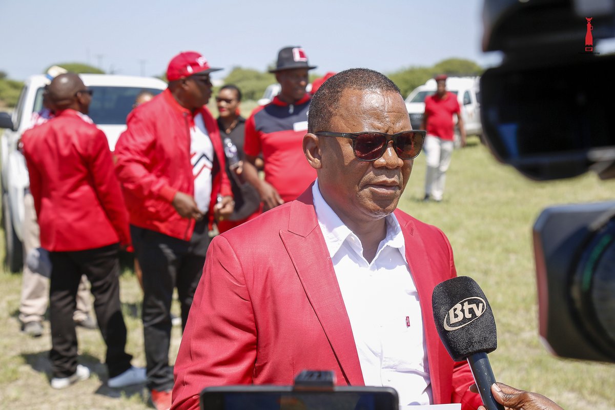 TheOfficialBDP on Twitter: "𝐂𝐇𝐈𝐏𝐈 𝐊𝐄 𝐂𝐇𝐈𝐏𝐈, 𝐁𝐎𝐓𝐄𝐓𝐈 𝐖𝐄𝐒𝐓 𝐈𝐒 𝐑𝐄𝐃 𝐋𝐈𝐓"