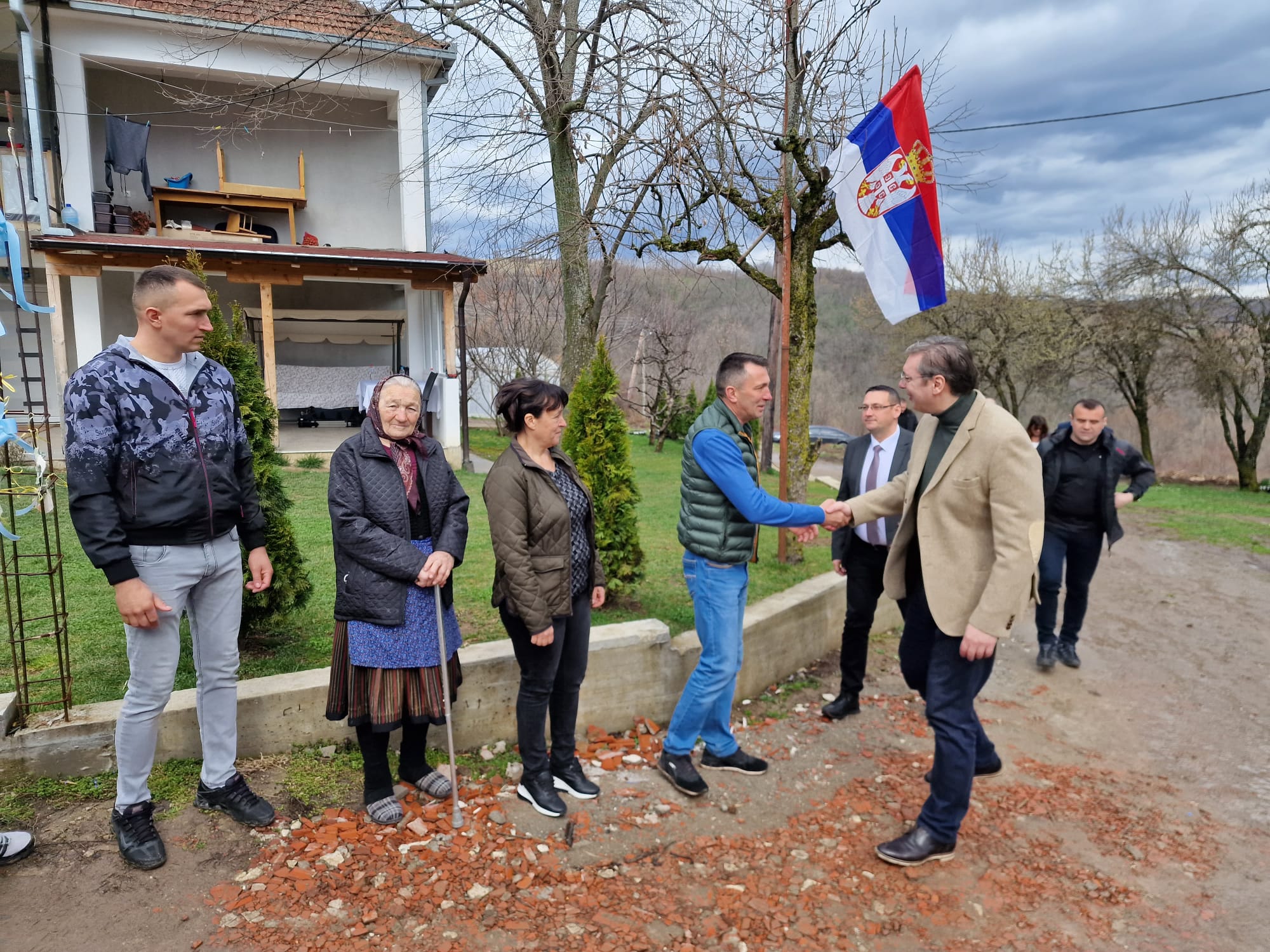 СНС СРБИЈА On Twitter Председник Републике Србије Александар Vucic Avucic обишао је