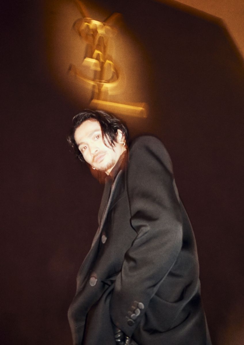 ゆいぴちゃんちーむ🌹 on Twitter: "RT @wwd_jp: 【話題記事】King Gnuの常田大希がアンバサダーを務める「サンローラン」のショーに来場 独占写真と共に思いを語る ...