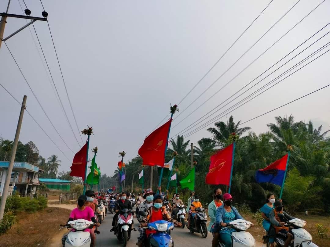 Khit Thit Media On Twitter လောင်းလုံးတွင် စစ်အာဏာရှင် အမြစ်ပြတ် တော်လ