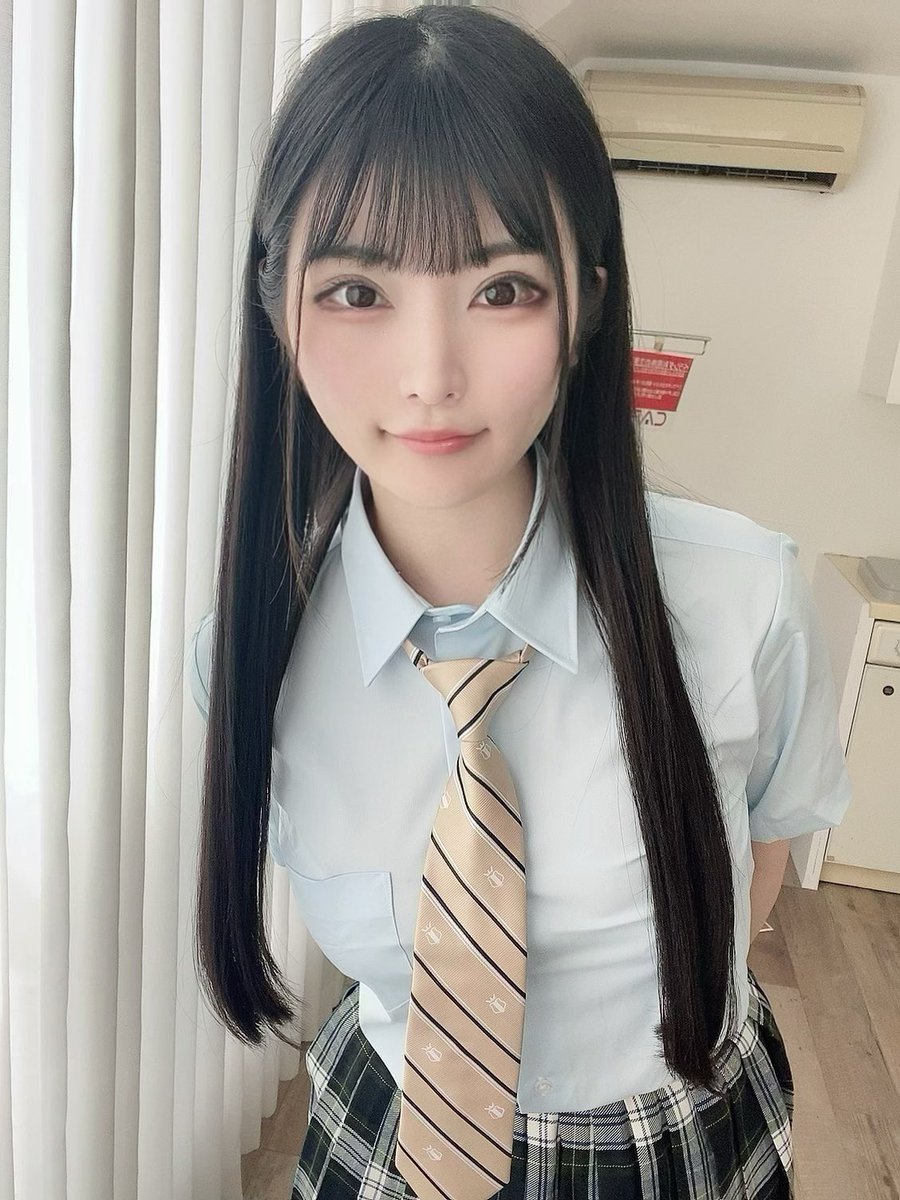 JK or OL？ @kurumi__sakura #胡桃さくら #胡桃さくら TRE台北國際成人展 @tretaipei