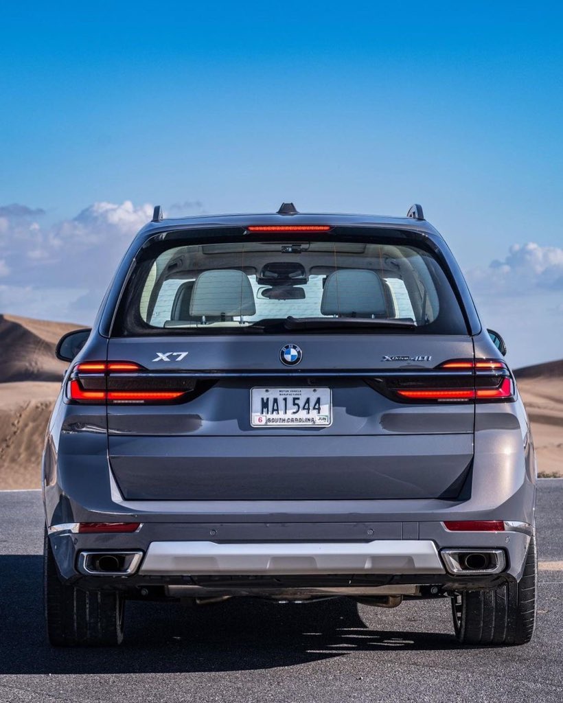 BMW India on Twitter: "It's time to explore unchartered territories 🐪 The BMW X7. #THEX7 #BMW # ...