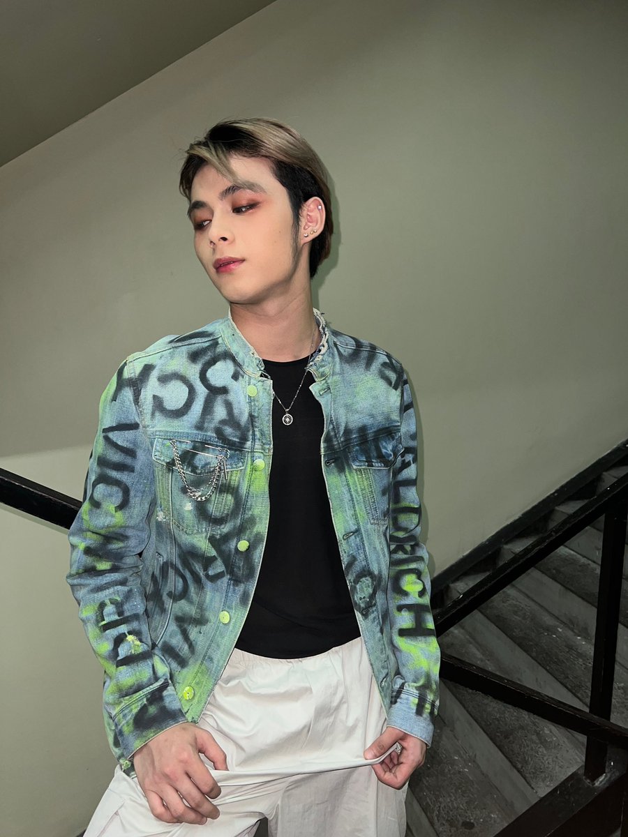 VXON on Twitter: "VXON PATRICK AT #NylonManilaBBBAwards"