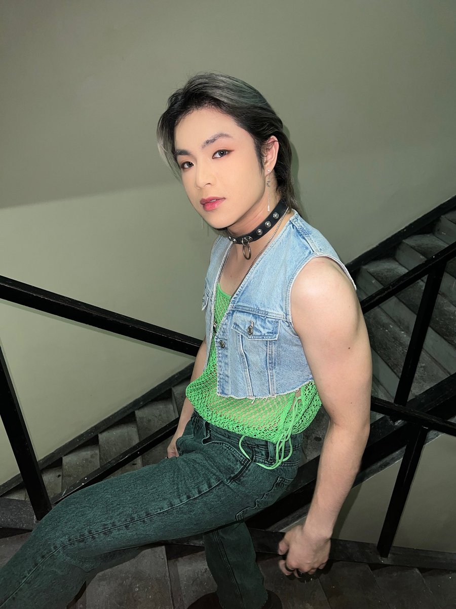 VXON on Twitter: "VXON C13 AT #NylonManilaBBBAwards"