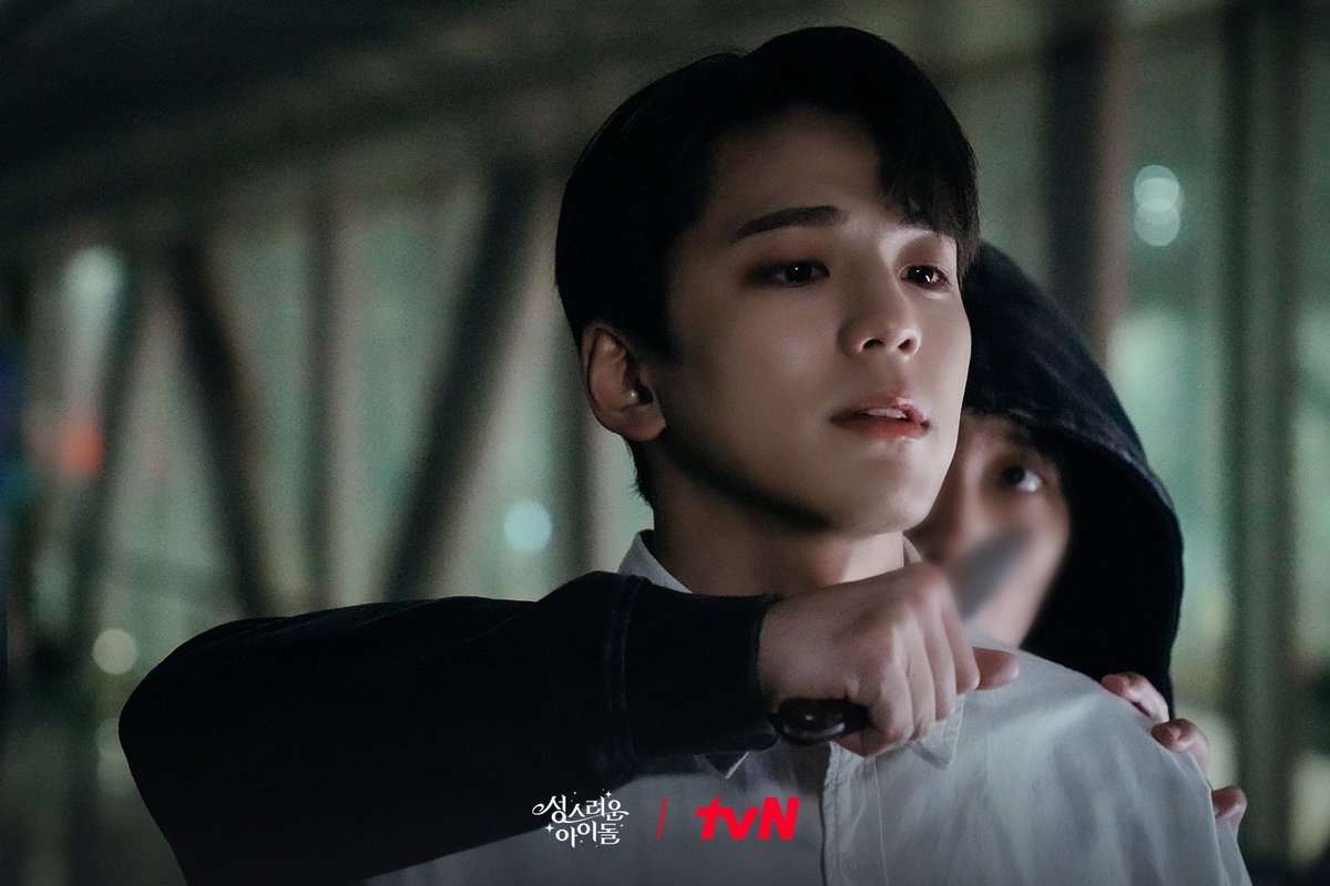 tvN drama on Twitter: "5화 프리뷰🔎 예상 밖의 인기를 얻게 된 램브러리! 그 정체를 숨기기 위해 노력하는 달과 틈새를 노리는 마왕의 거센 위협까지 😱 ...