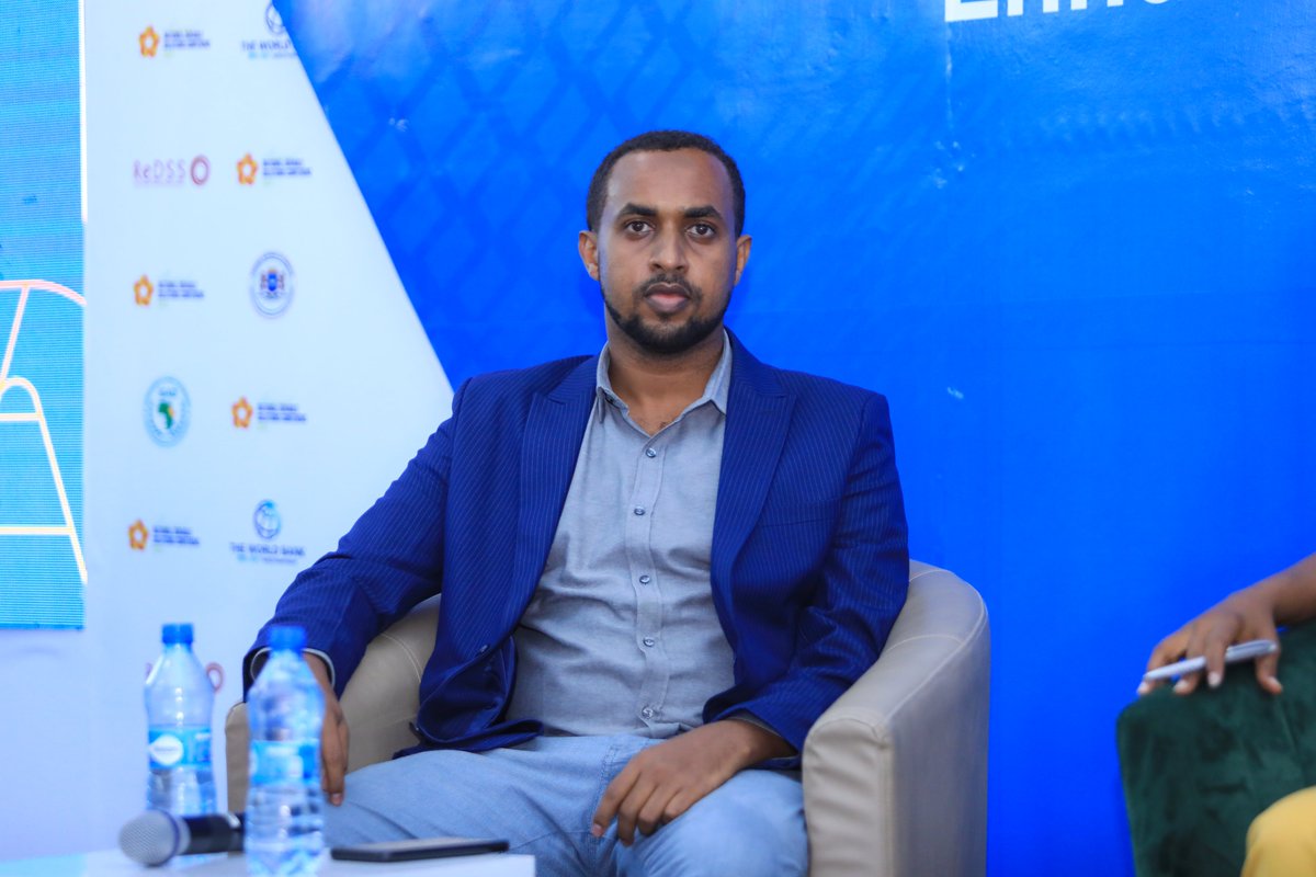 MoPIED on Twitter: "Amb. Dr Abdullahi M. Odawa, Somalia's Ambassador to Kuwait, Prof. Mohamed H ...