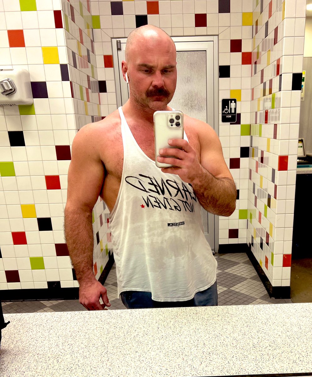 Uncle Dax FTR on Twitter: "All dressed up & nowhere to go 👹"