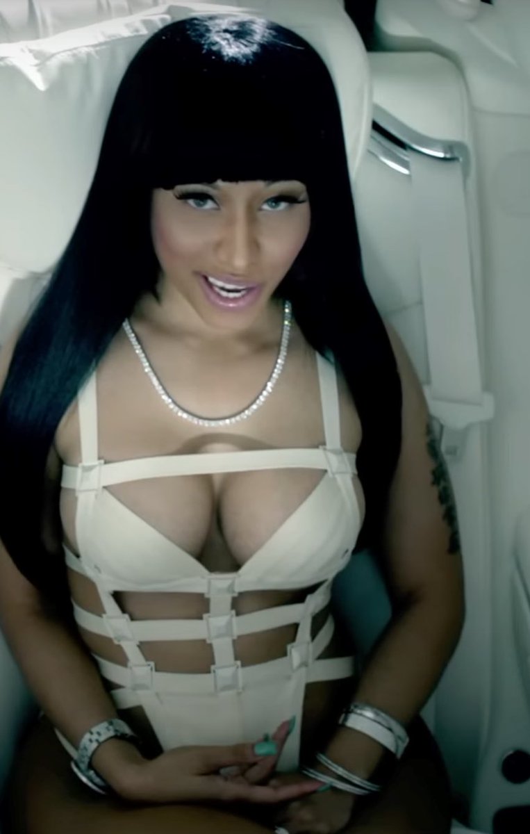 princess yaz on Twitter: "RT @extraathique: She looked so pretty in this MV"