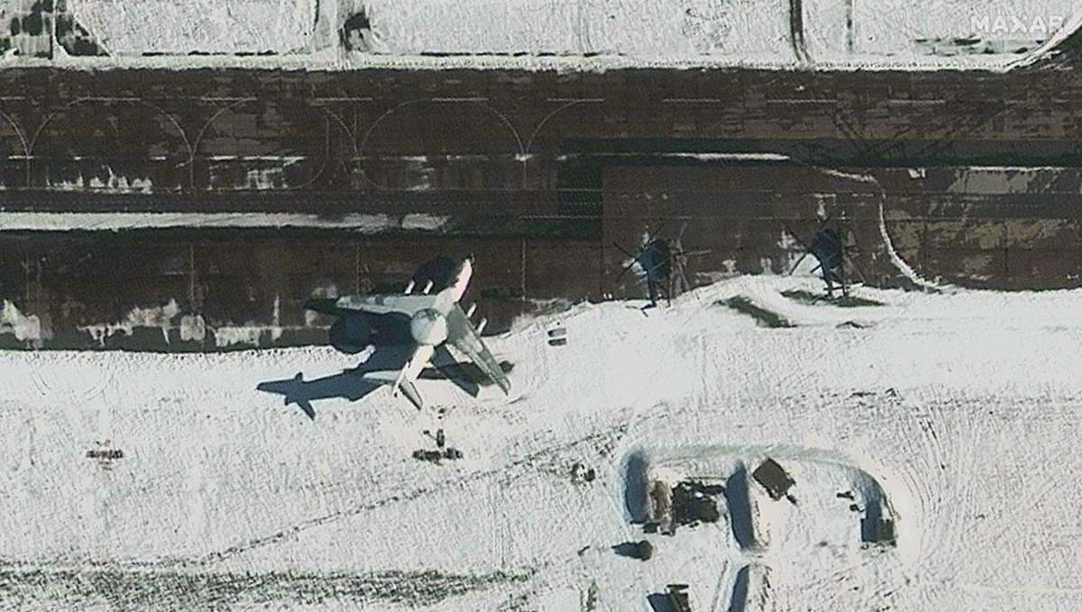 New satellite image of Machulishchy air base near Minsk shows marks on ...