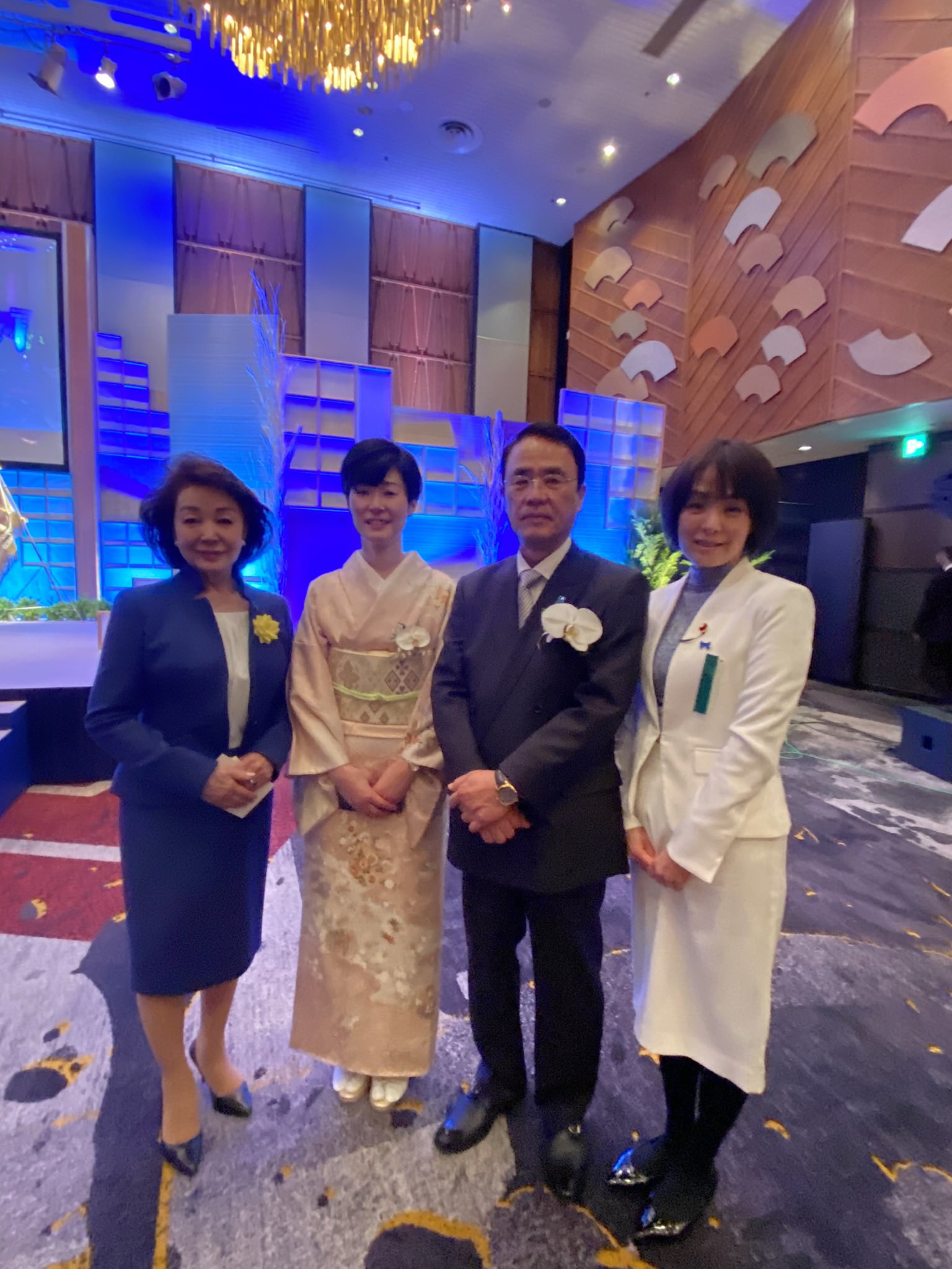杉田 水脈 On Twitter 第38回「正論大賞」(フジサンケイグループ主催)の贈呈式に参加しました。 正論大賞は麗澤大学特別教授で元