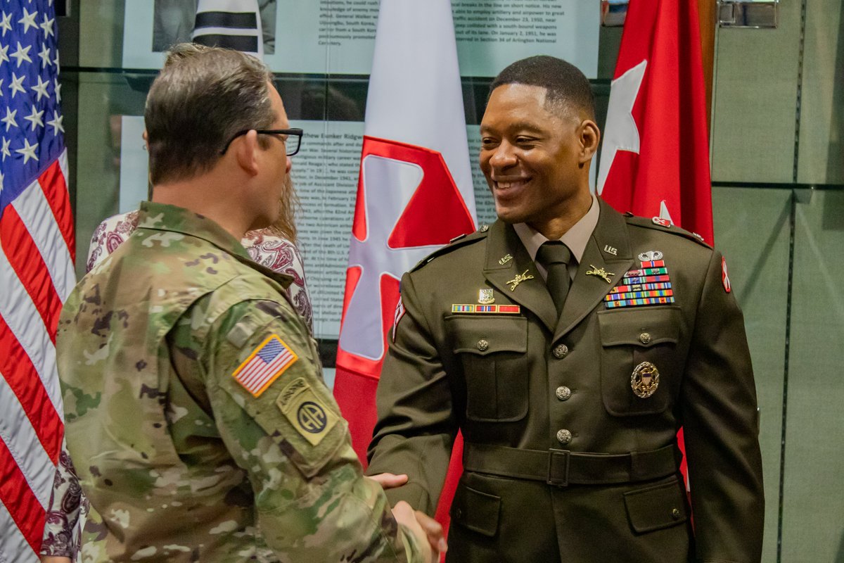 Eighth Army on Twitter: "Congratulations to the newly promoted Col. Will Donaldson! 👏👏👏👏Staff ...