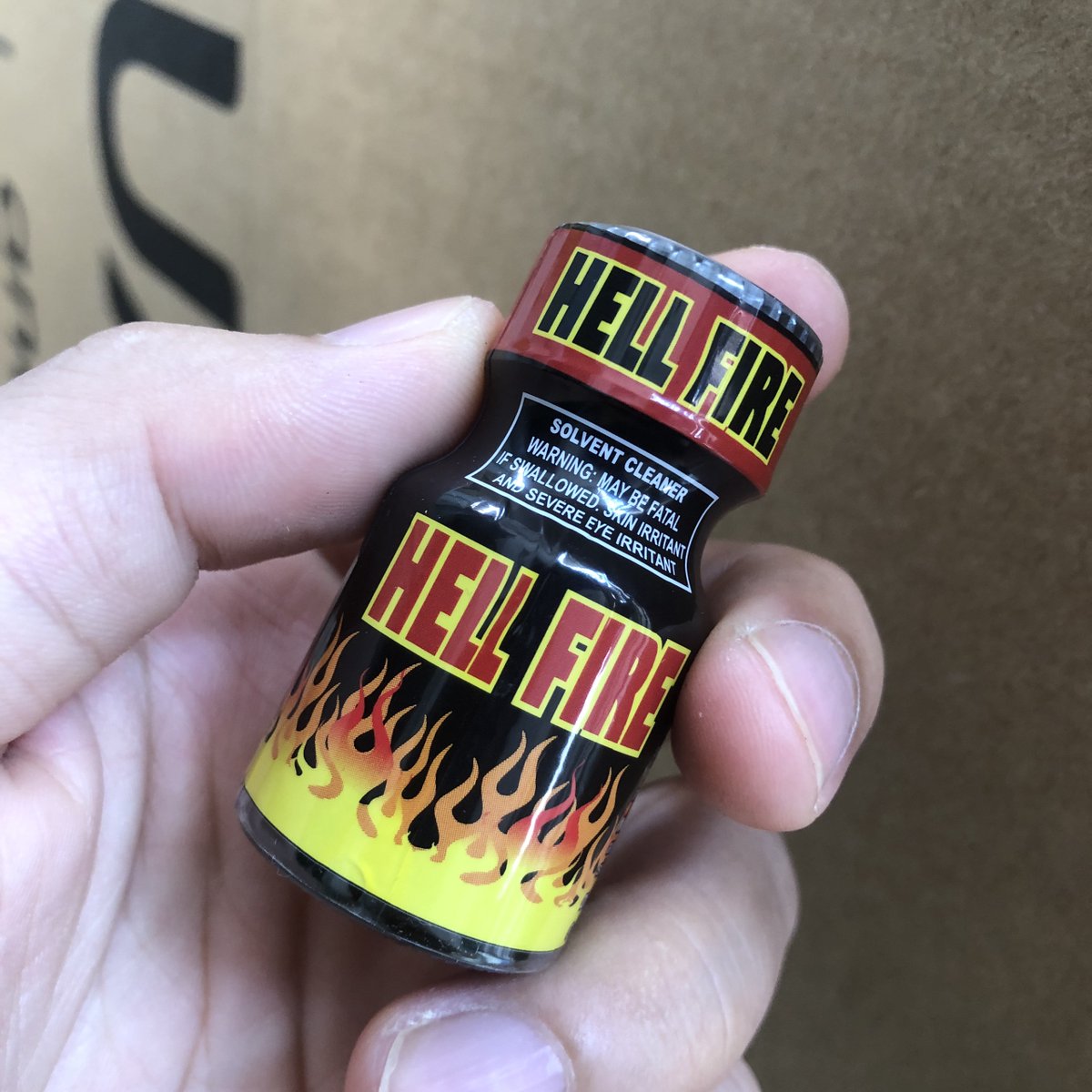 MinPopperToy on Twitter: "RT @minpoppertoy: Popper Man Scent & Hell fire 🇺🇸 => Làm ấm cơ thể và ...