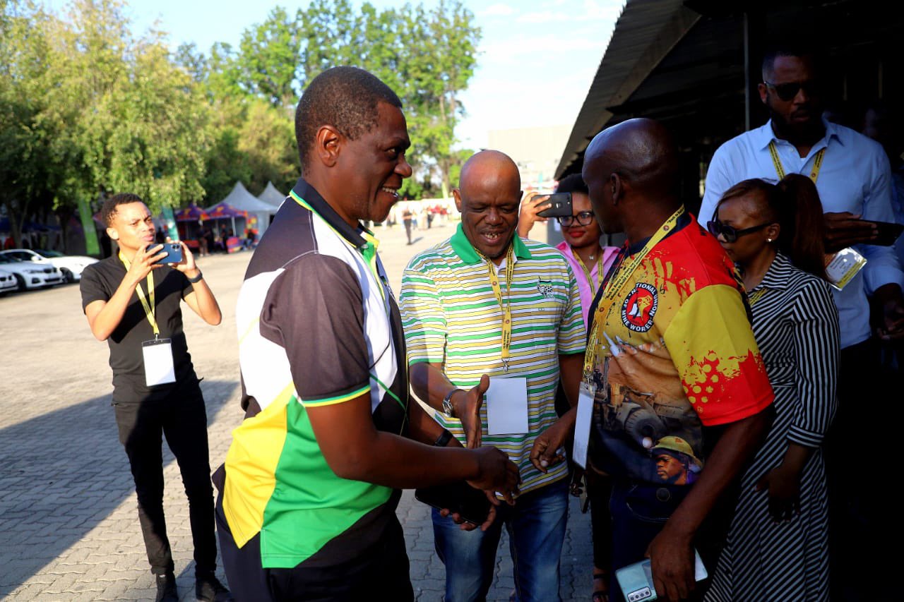 African National Congress on Twitter: "@MYANC Deputy President, Comrade Paul Mashatile ...