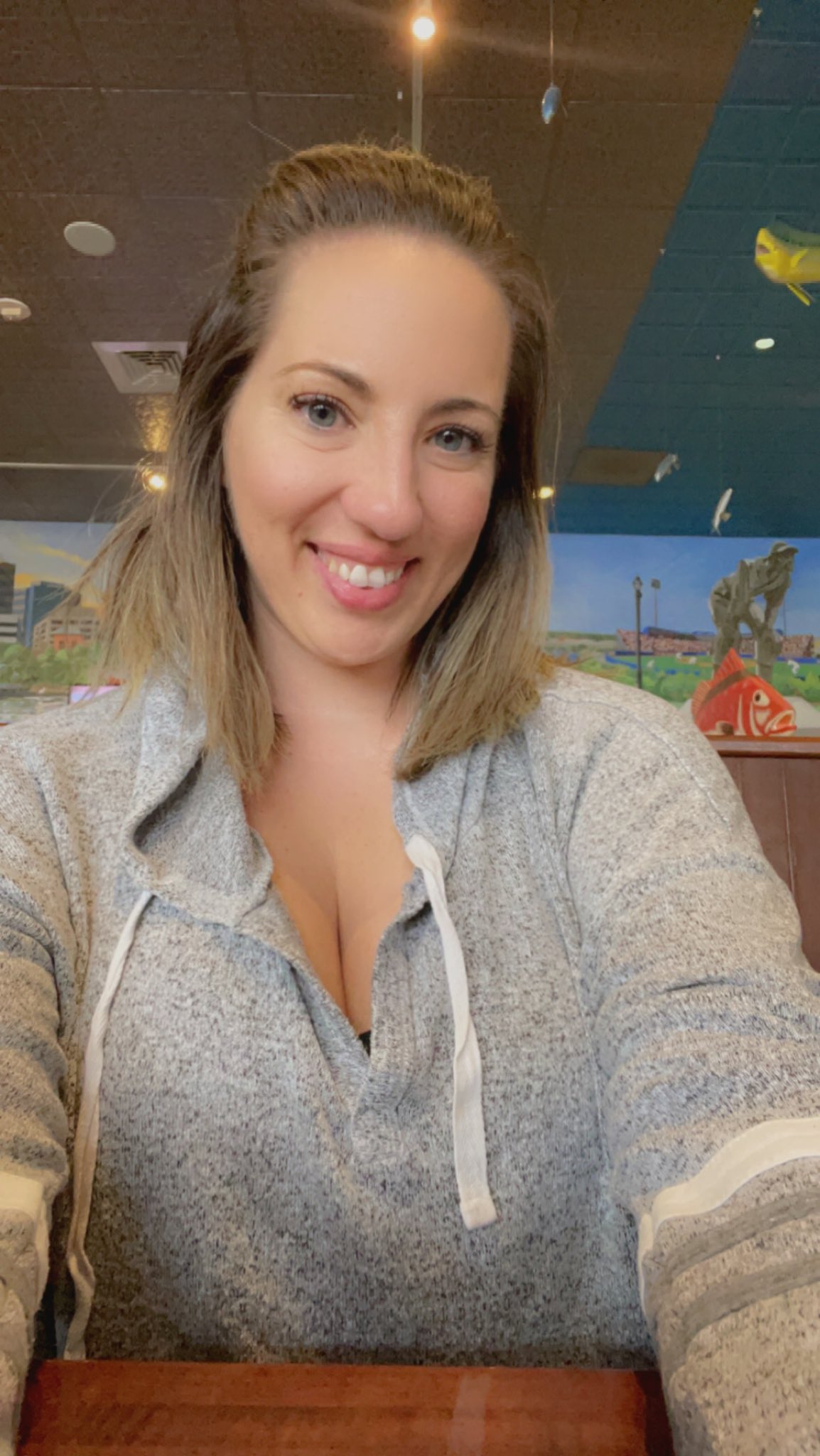 TW Pornstars - Kelly Divine. Twitter. Happy life 🦪😆💘. 9:23 PM - 1 Mar 2023