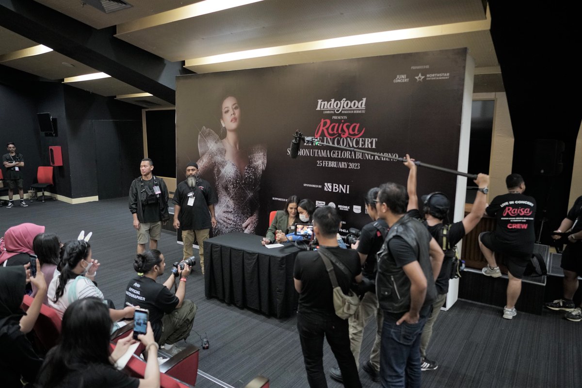 Indofood CBP on Twitter: "Selain konser, @indofood juga mempersembahkan sesi Special Meet ...