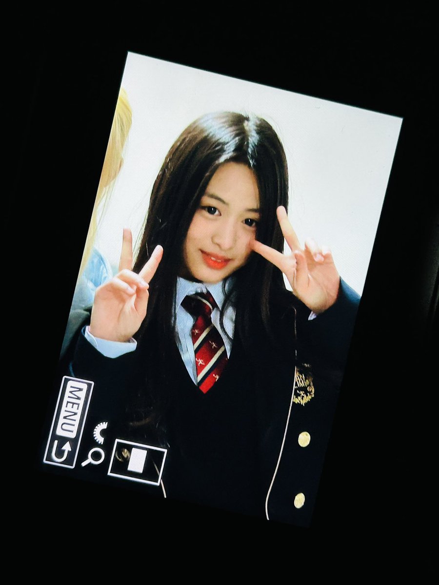 João Marcos on Twitter: "RT @babymonfess: baemon! AHYEON AND HARAM PREVIEW SO PRETTY!!"