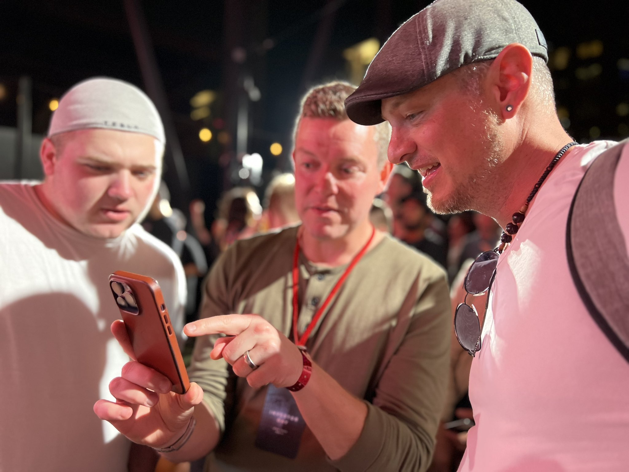 Munro Live on Twitter: "Still going strong here in Austin! @CorySteuben and @teardowntitan are ...