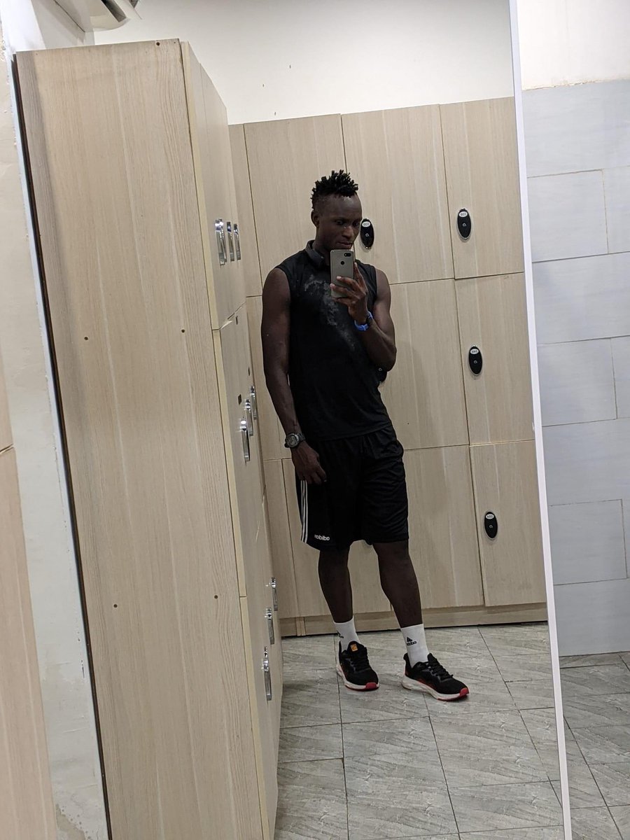 Cephas TENDEREZA on Twitter: "Selfie 🤳 time @MpandeJoseph2"