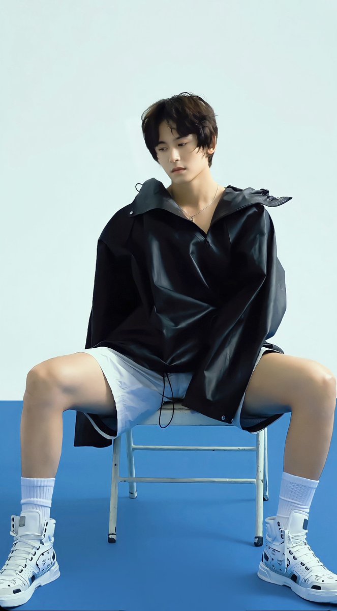 ଳ ️ Zhang Zhehan Life Fan🌈 ଳ On Twitter Legs Thighs Legs Thighs 🥰