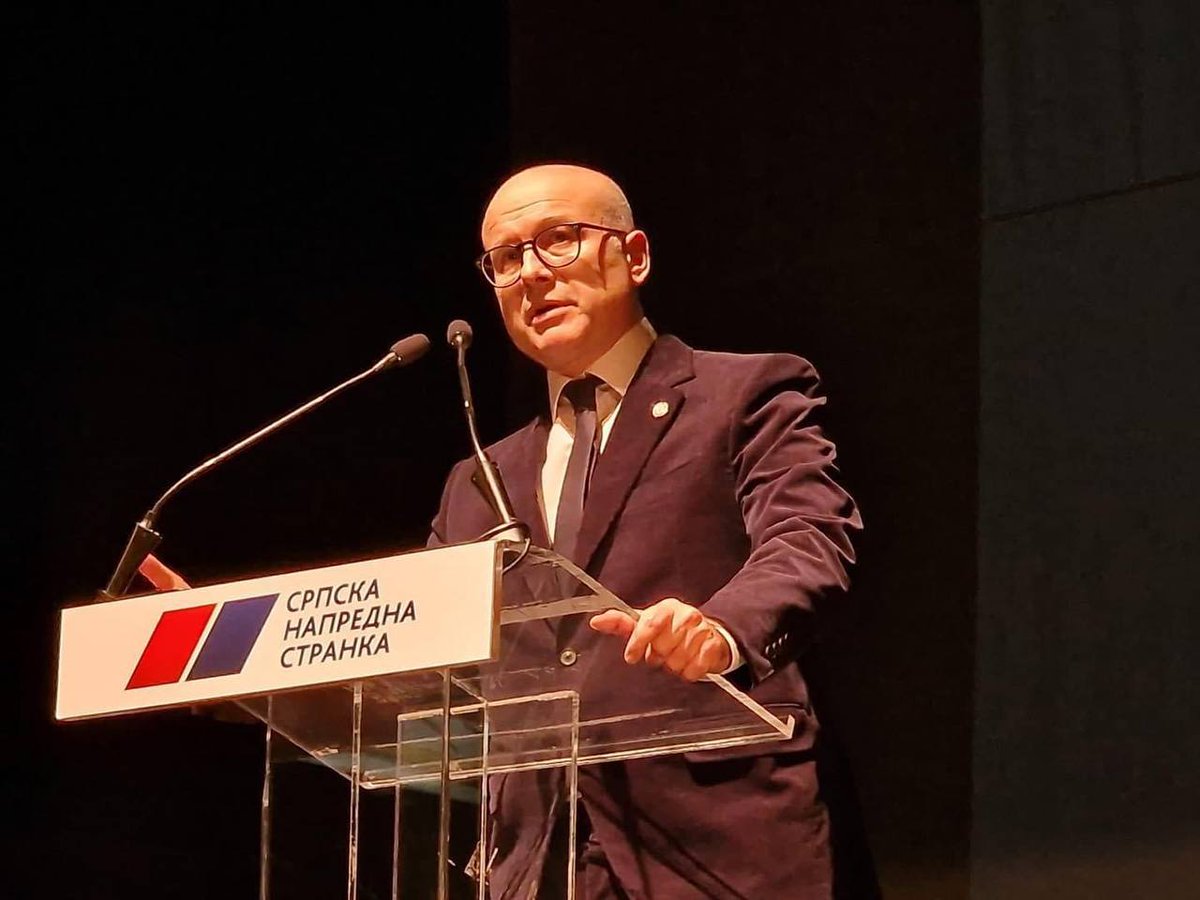 Милош Вучевић On Twitter Вечерас сам причао као син брат супруг као неко ко је са вама из